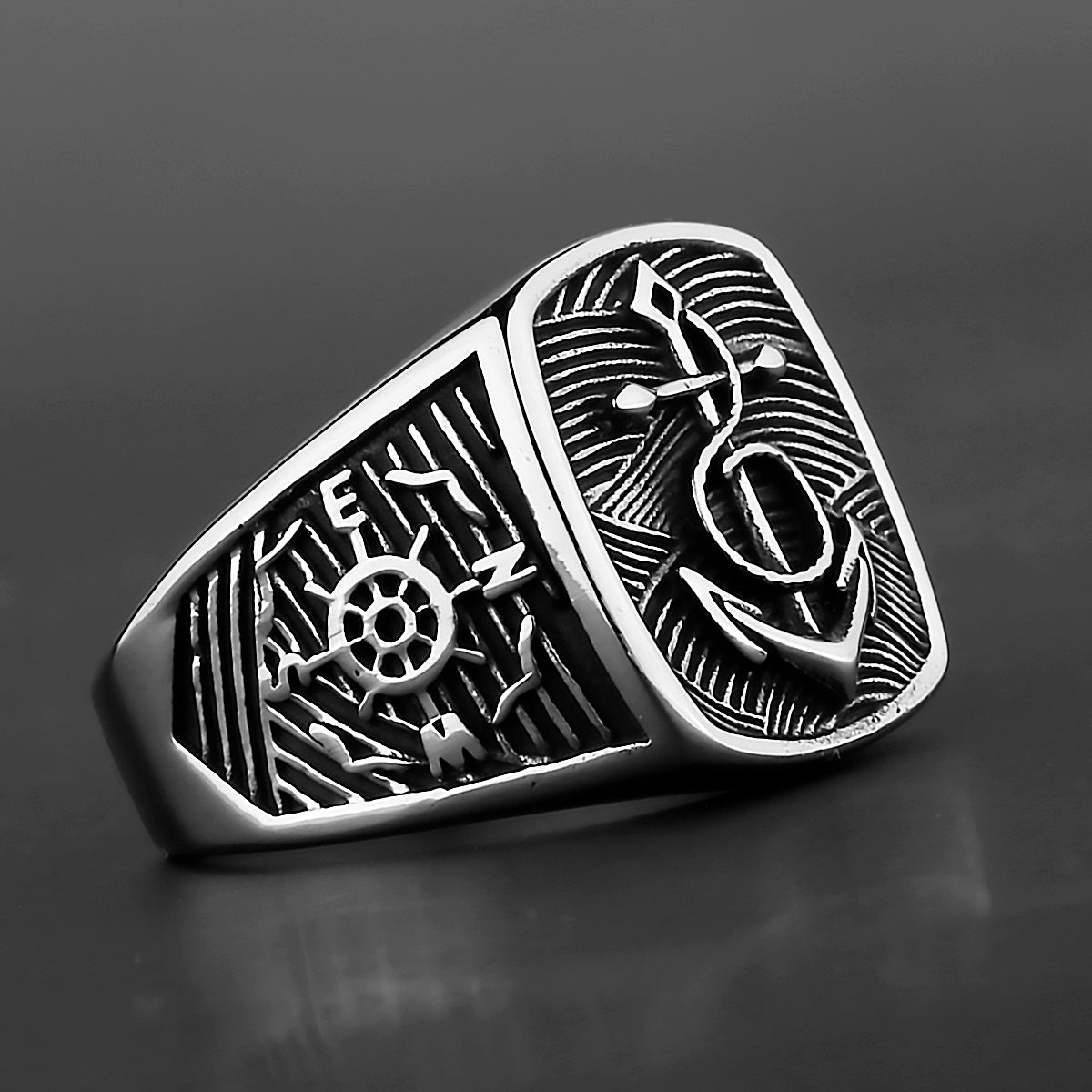 Viking Anchor Ring - Vikings Roar