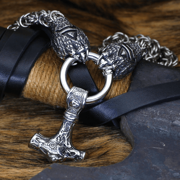 King Chain With Bear Claws & Mjolnir Pendant - Vikings Roar