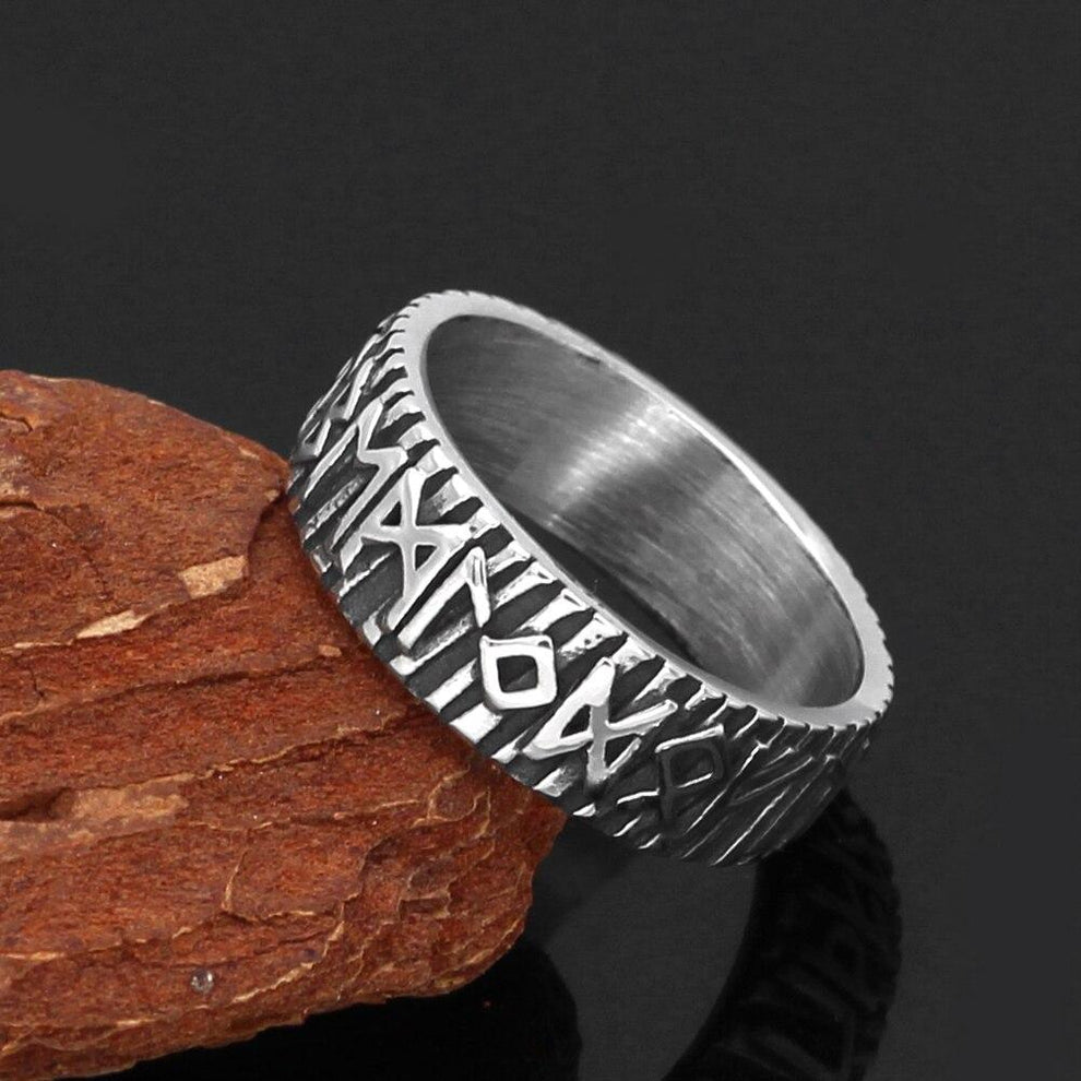 Nordic Rune Ring – Vikings Roar