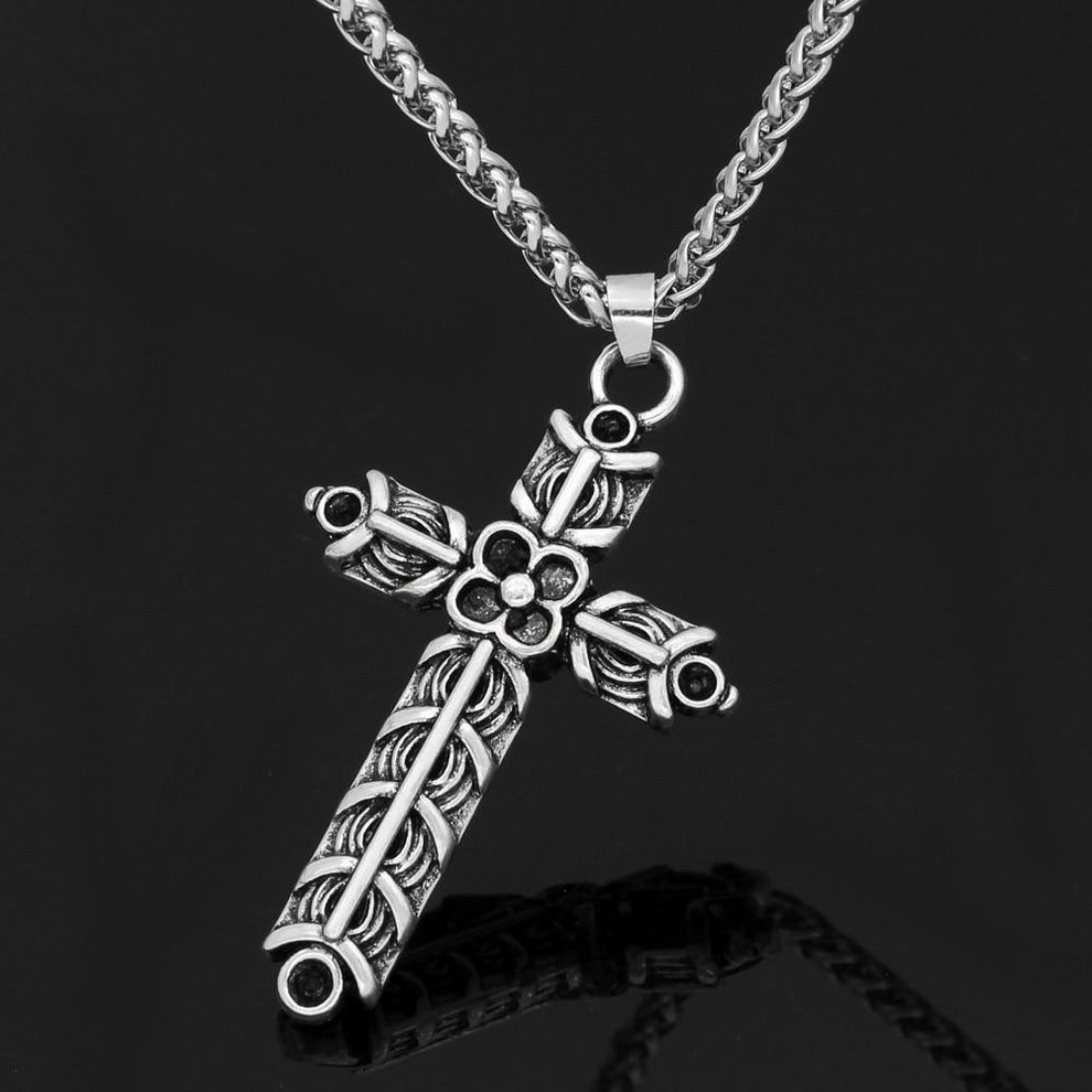 Ragnar Cross Necklace – Vikings Roar
