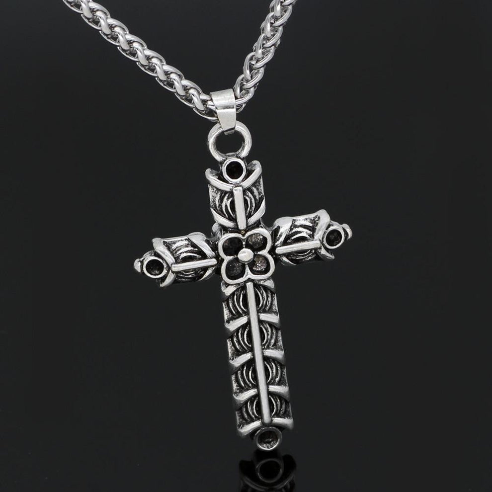 Ragnar Cross Necklace – Vikings Roar